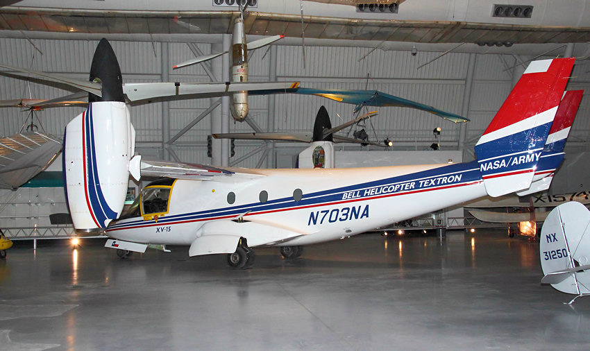 Bell XV-15 Tilt Rotor Research Aircraft: Kipprotor-Experimentalflugzeug ...