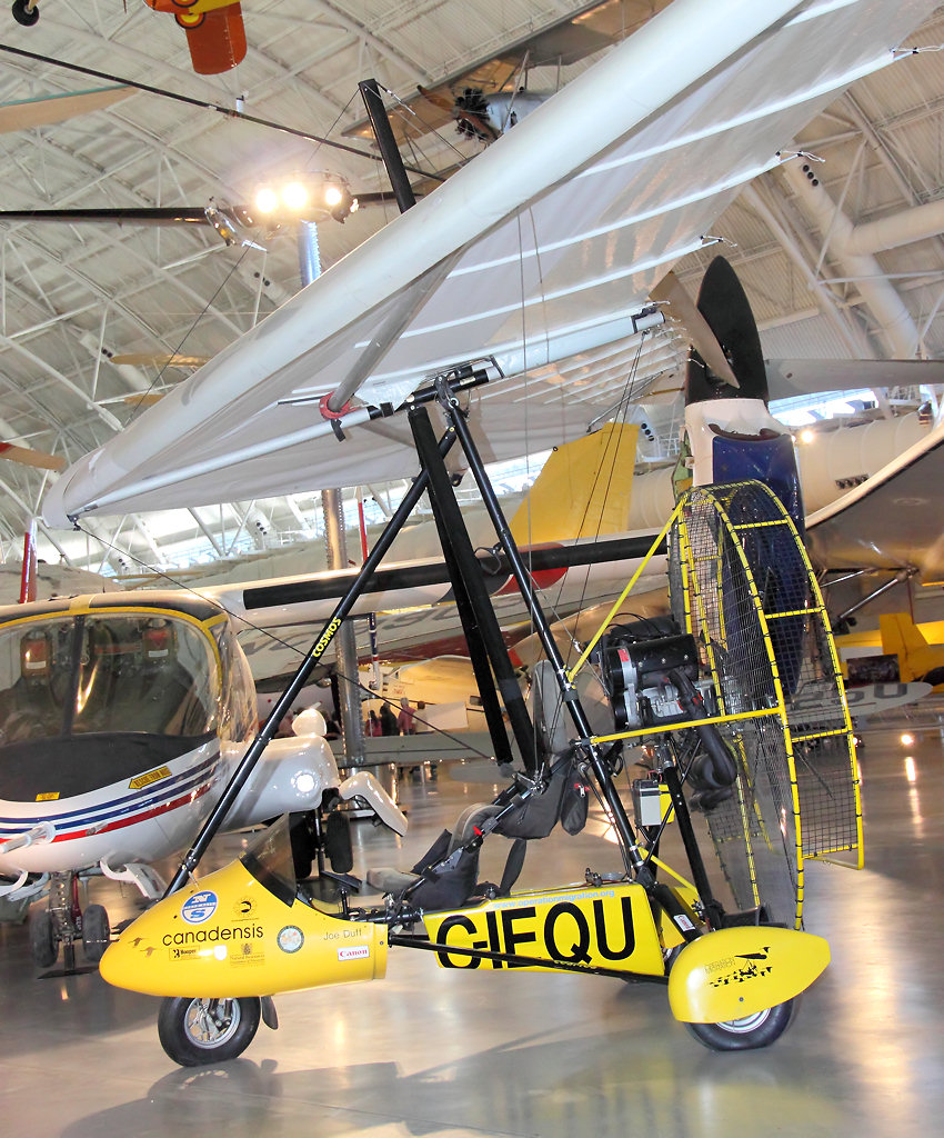 Cosmos Phase II (Trike): Diese Ultraleichtflugzeuge ohne Ruder steuern ...