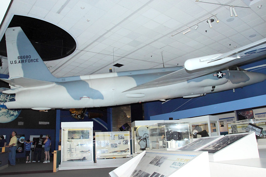 Lockheed U-2C Dragon Lady: Spionageflugzeuge der USA während des ...