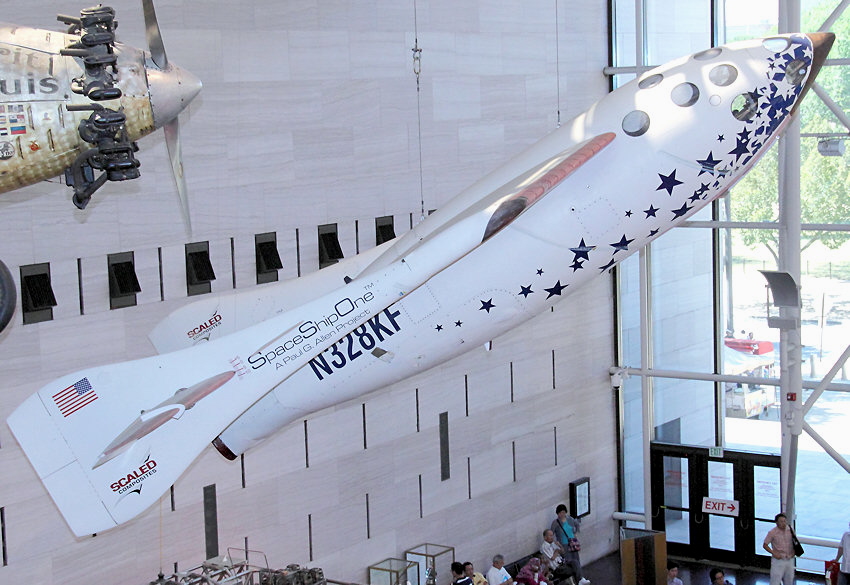 Space Ship One: Experimentalflugzeug mit Raketentriebwerk für den ...