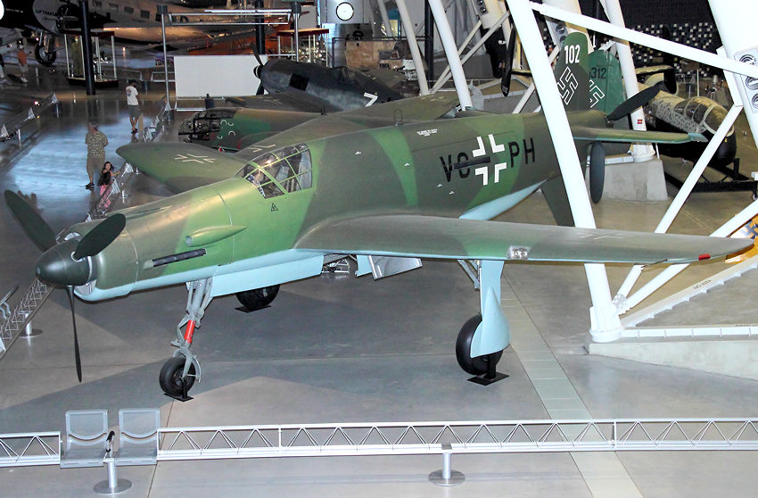 Dornier Do 335 A-1 Pfeil: Mit 770 km/h ist die Do 335 das schnellste in ...