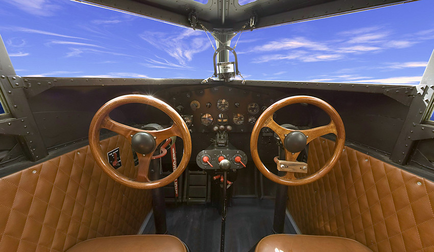 Ford 5-AT Tri-Motor: Das dreimotorige Passagierflugzeug der Firma Ford ...