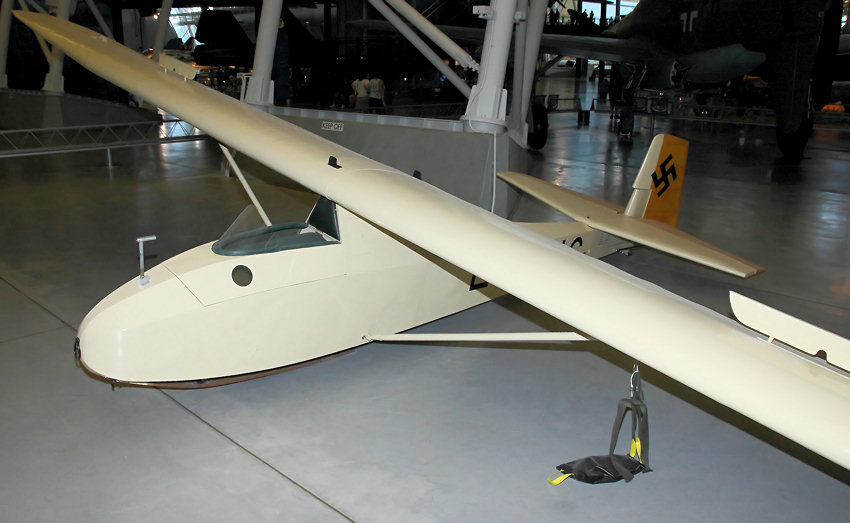 Grunau Baby II B-2: eines der meistgebauten deutschen Segelflugzeuge in ...