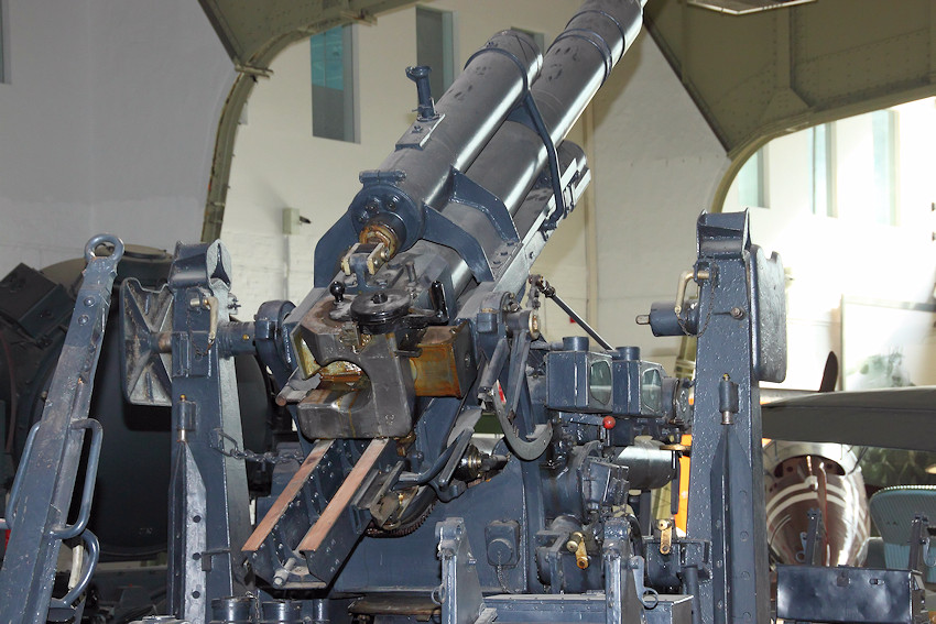 Flakscheinwerfer