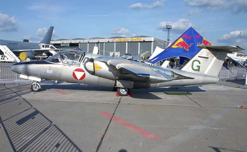 Saab 105 OE - Jagdbomber, Aufklärer und Verbindungsflugzeug