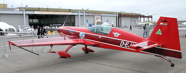 Extra 300 S - 1-sitziges Kunstflugzeug der "Extraklasse"