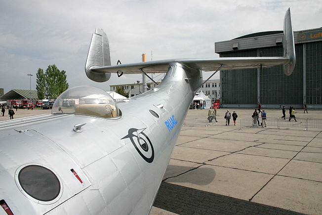 Cockpit der Dornier Do-24 ATT - Amphibian