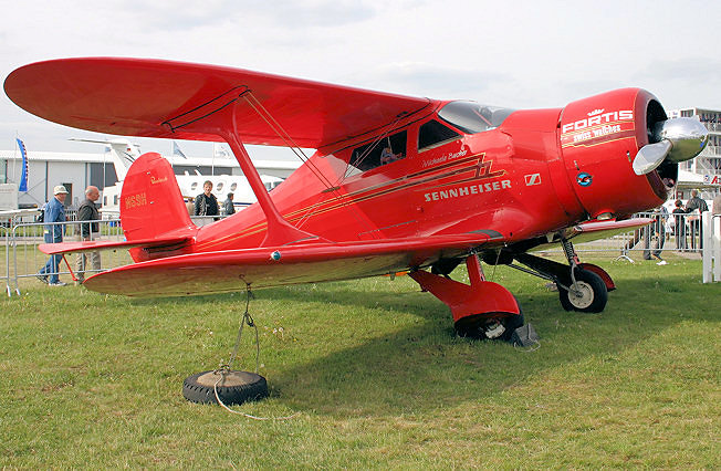 Staggerwing - Flugzeug des Herstellers Beechcraft von 1943