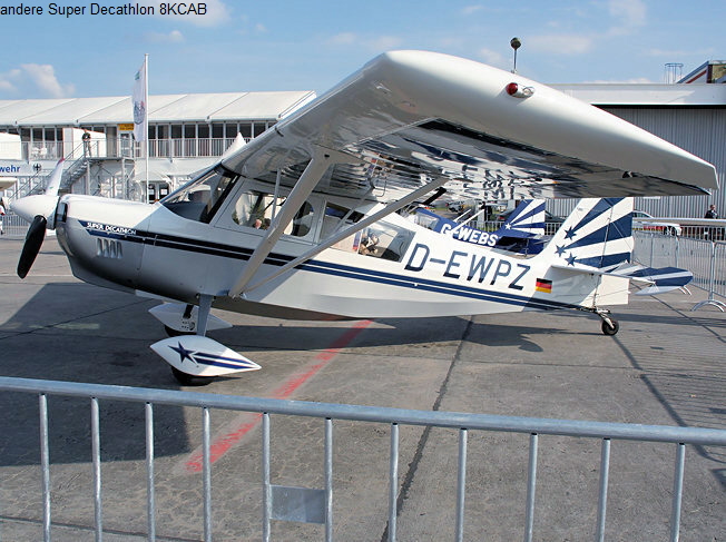 Super Decathlon 8KCAB - kunstflugtauglicher Schulterdecker