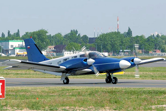 PZL-Mielec M-20 Mewa - Zweimotoriges Geschäftsflugzeug