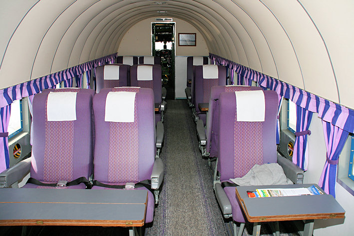 Cockpit der Douglas DC-3