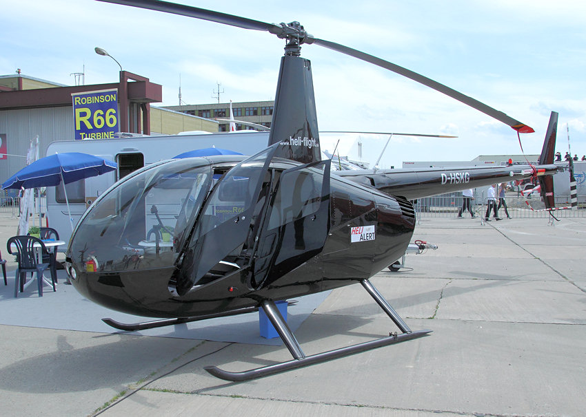 Robinson R44 Raven II: einmotoriger Hubschrauber des US-Unternehmens ...