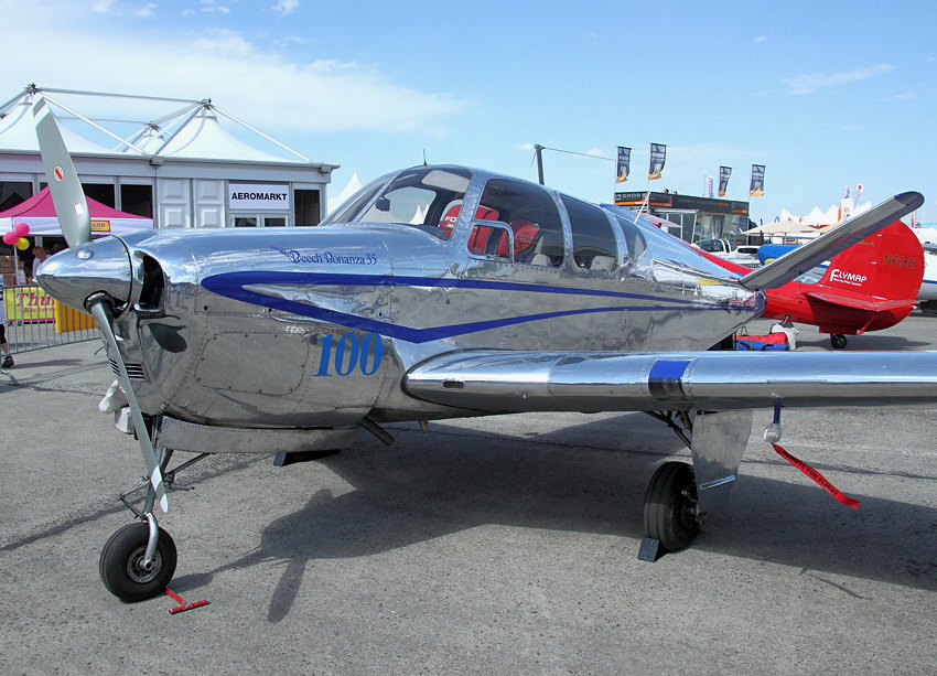 Beechcraft Bonanza 35 Straight: Flugzeug von 1947 mit V-Leitwerk