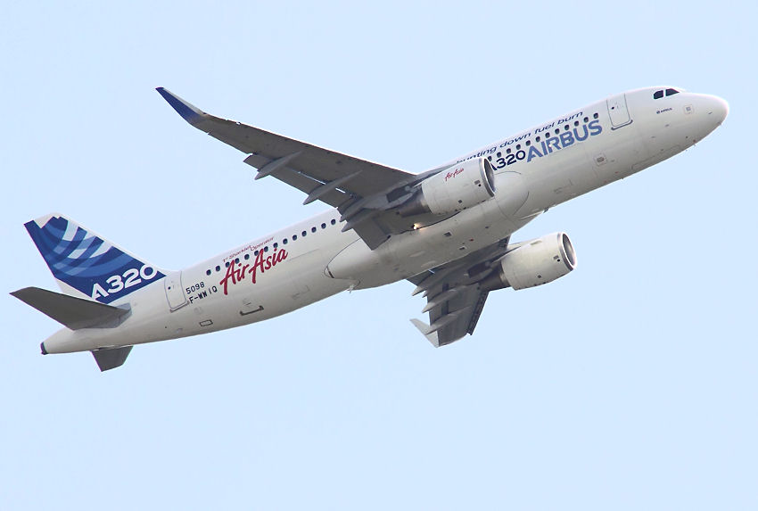 Airbus A320 mit Sharklets: Die „Sharklets“ sind ca. 2,5 Meter hoch und ...