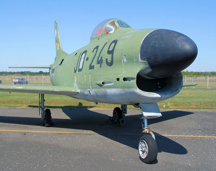 North American F-86 K Sabre: Erster Allwetter-Abfangjäger der Luftwaffe ...
