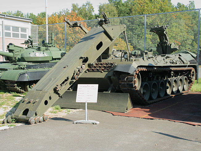 Brückenlegepanzer Biber - Er basiert auf dem Fahrgestell des Leopard 1