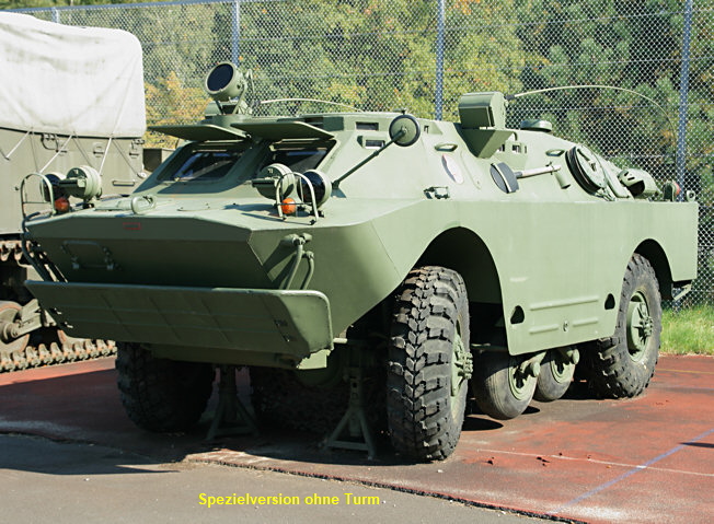 Schützenpanzerwagen 40 P2 UM - amphibisches Fahrzeug mit Allradantrieb