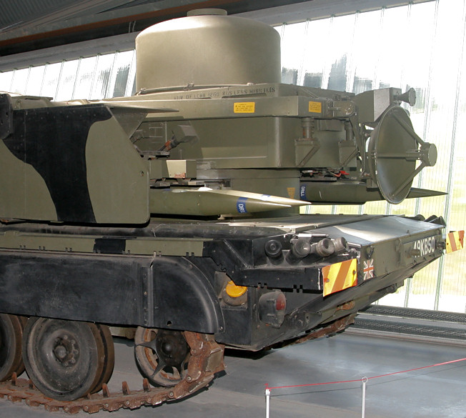 Tracked Rapier - M548-Fahrgestell für Boden-Luft-Flugabwehraketen