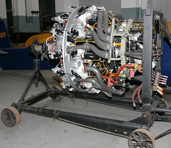 BMW 801 D - 14 Zylinder-Doppelstern-Flugmotor von 1940