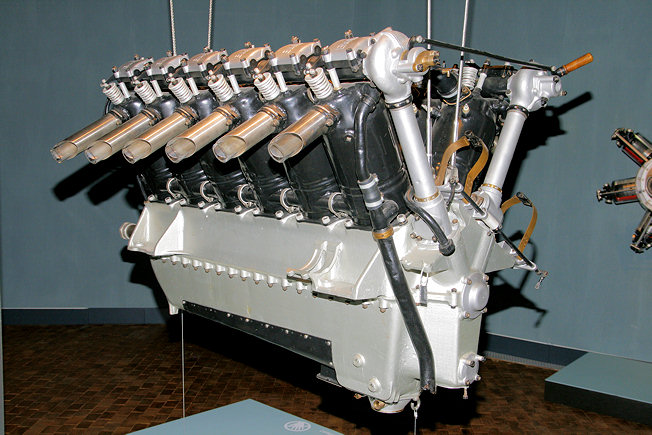 BMW VI - Erster V12-Flugmotor von BMW
