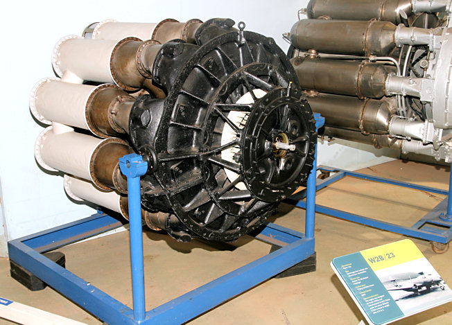 Power Jets W2B-23 - Düsentriebwerk