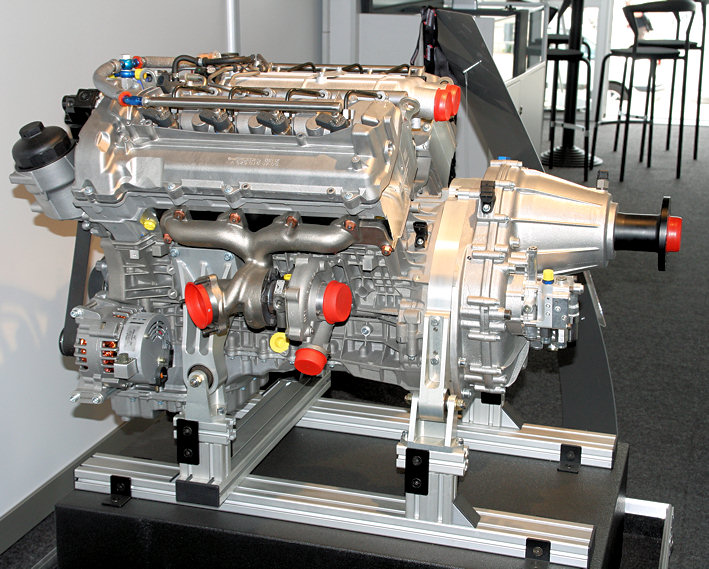 Thielert CENTURION 4.0 - 8-Zylinder Diesel-Flugmotor