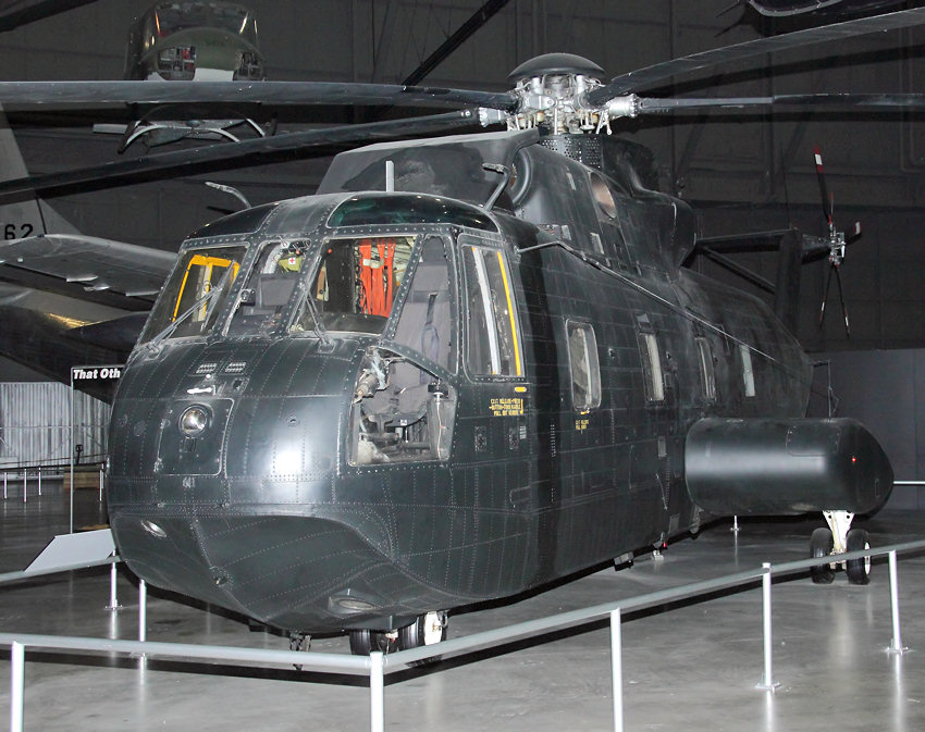 Sikorsky CH-3E: militärische Version der Sikorsky S-61 für die U.S. Air ...