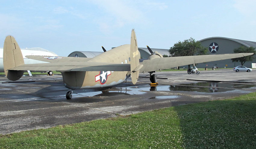 Lockheed C-60A Lodestar: Militärversion der Lockheed L-18 Lodestar als ...