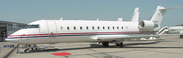 Bombardier CRJ 100 - Mittelgroßes Passagierflugzeug